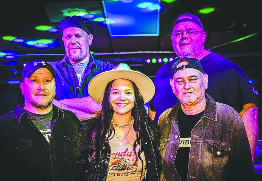 Free Friday night concert at the plaza | News Banner