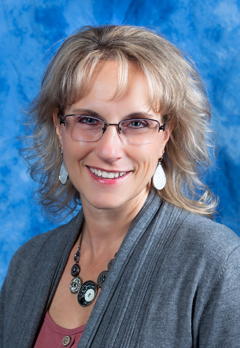 Prible completes chamber’s leadership course | News Banner