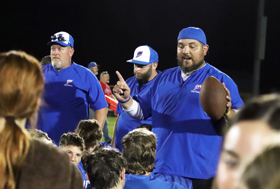 Raiders’ coach Blaker earns IFCA Region 3 Colts Coach of the Week ...